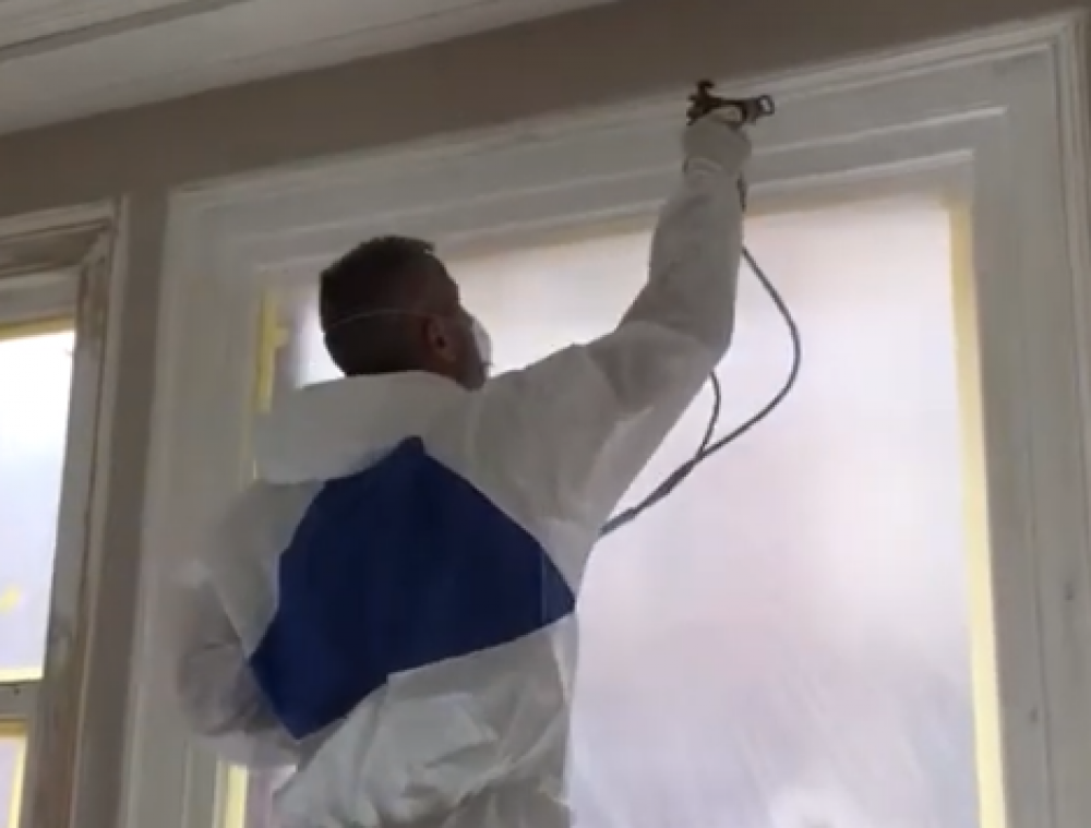 Airless Spuitwerken - Houtlak spuiten binnen en buiten